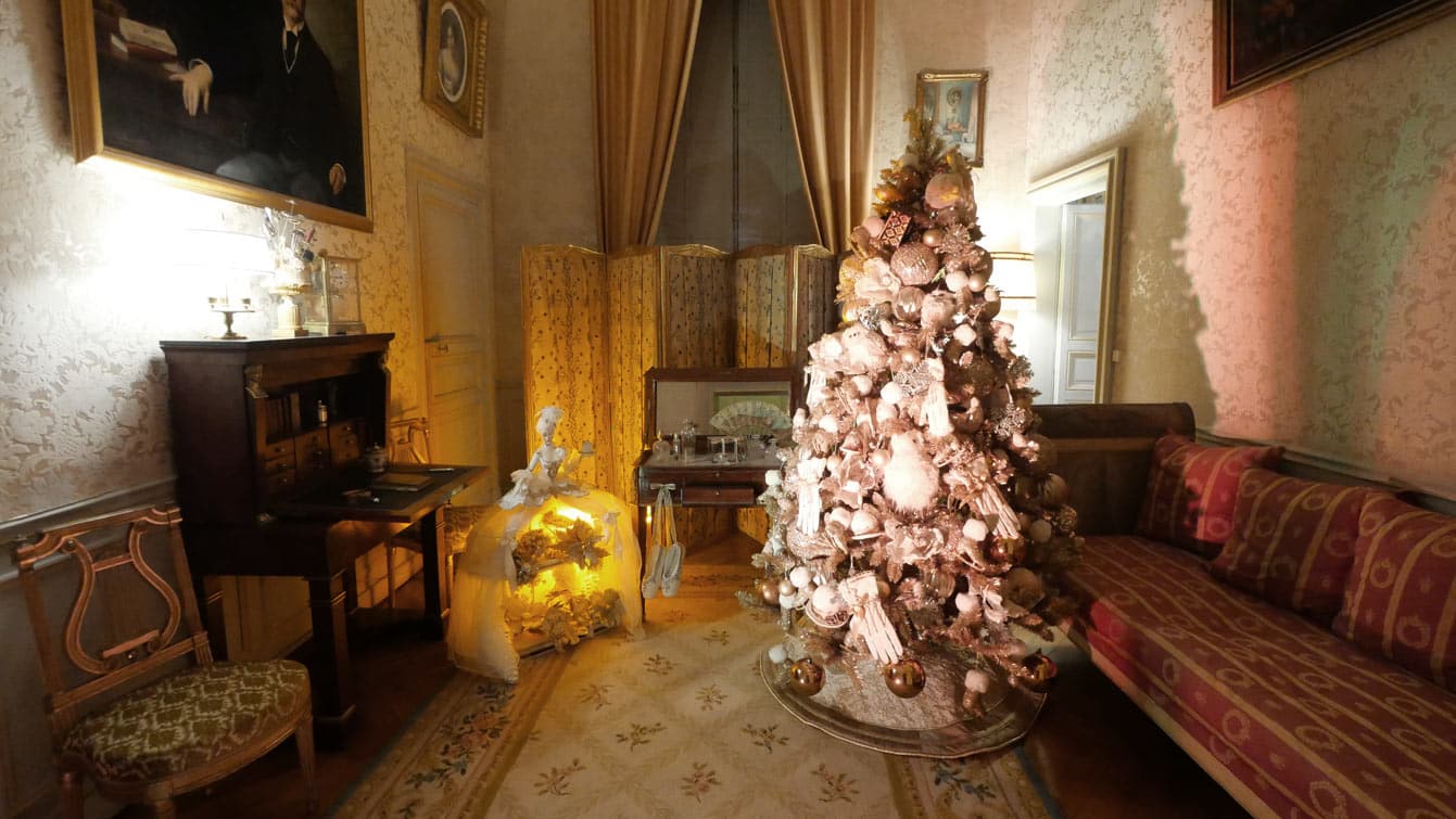 Noël au château de Cheverny : découvrez les décorations de fête